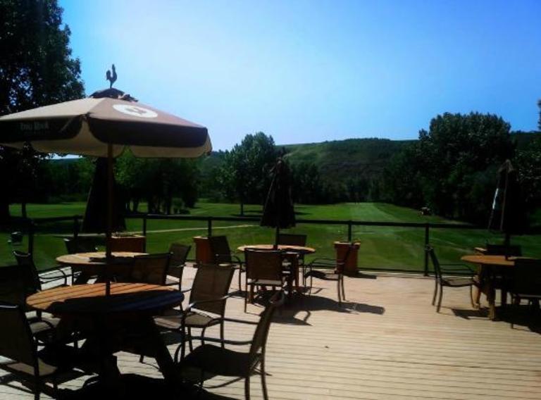 Book Online at Dinosaur Trail Golf & Country Club - Drumheller, - Golf ...